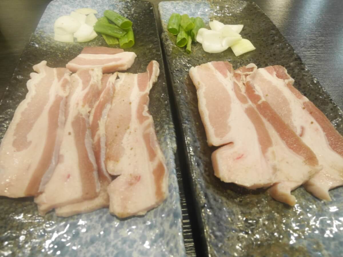 雰囲気抜群！セブ島でラム肉が食べられる「Lamujin（ラムジン）」 | 海外留学（フィリピン・セブ島）・国内留学・2カ国留学ブログ